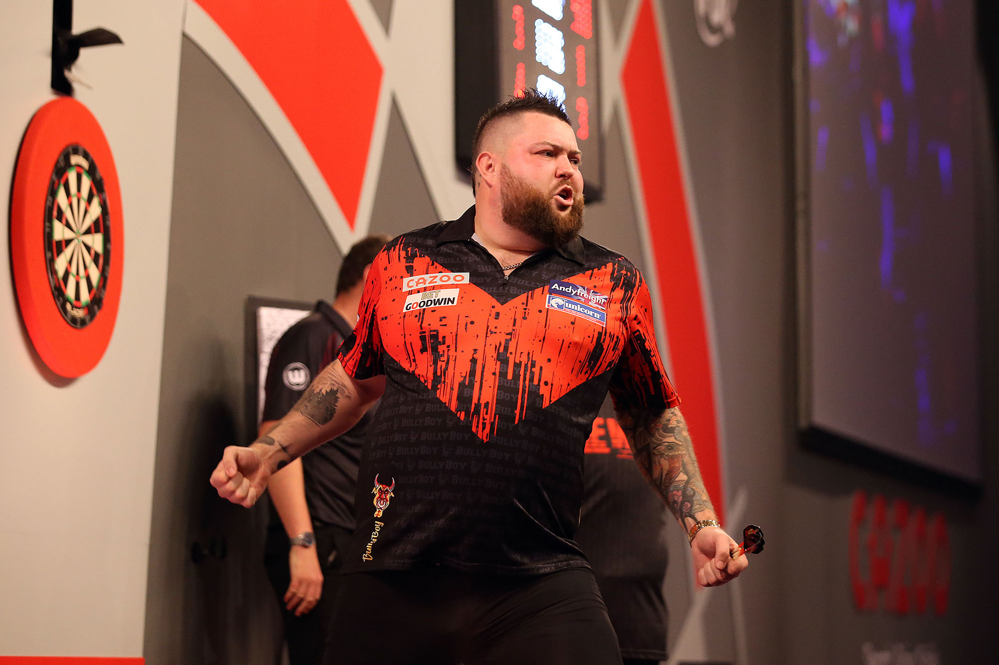 Smith Topples The Wall | Darts World Magazine