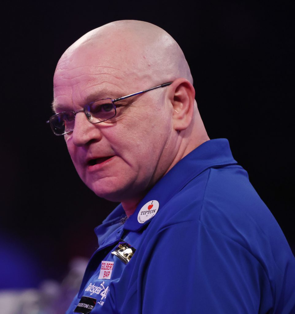 West Midlands Bag Early Benefits | Darts World Magazine