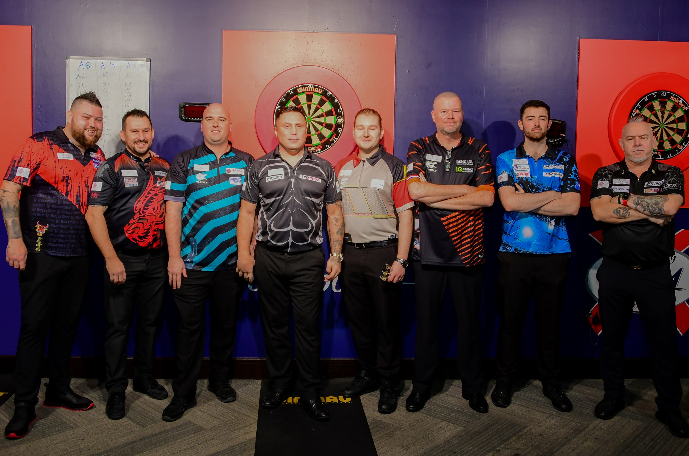 PDC Stars Gather in Bahrain | Darts World Magazine
