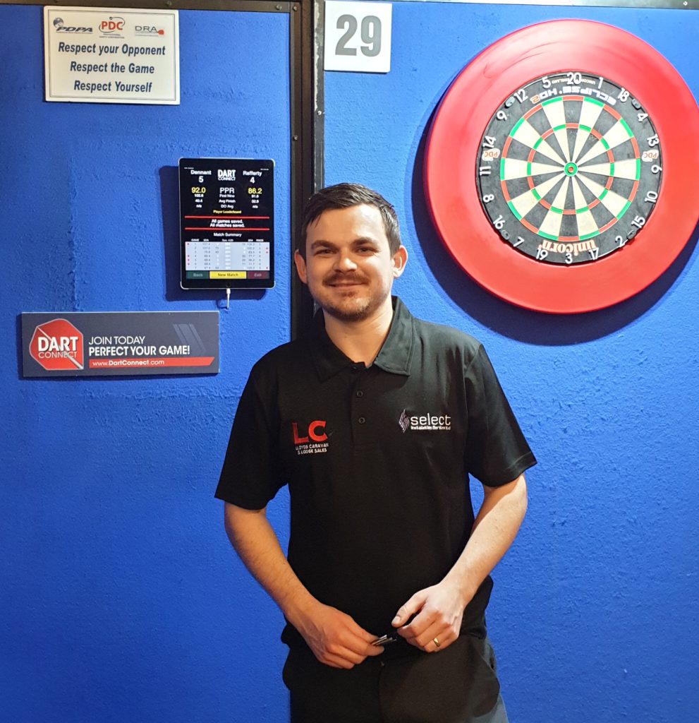 Dennant Leads Super Series | Darts World Magazine