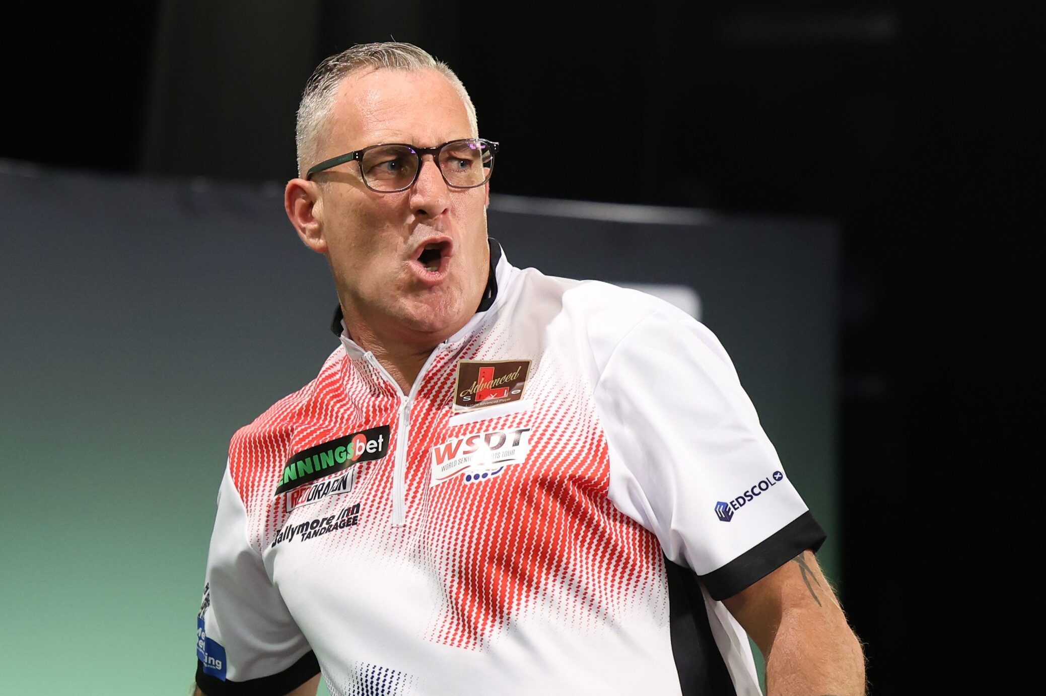 MSS Clean Sweeps for Nash Duff and Allen | Darts World Magazine