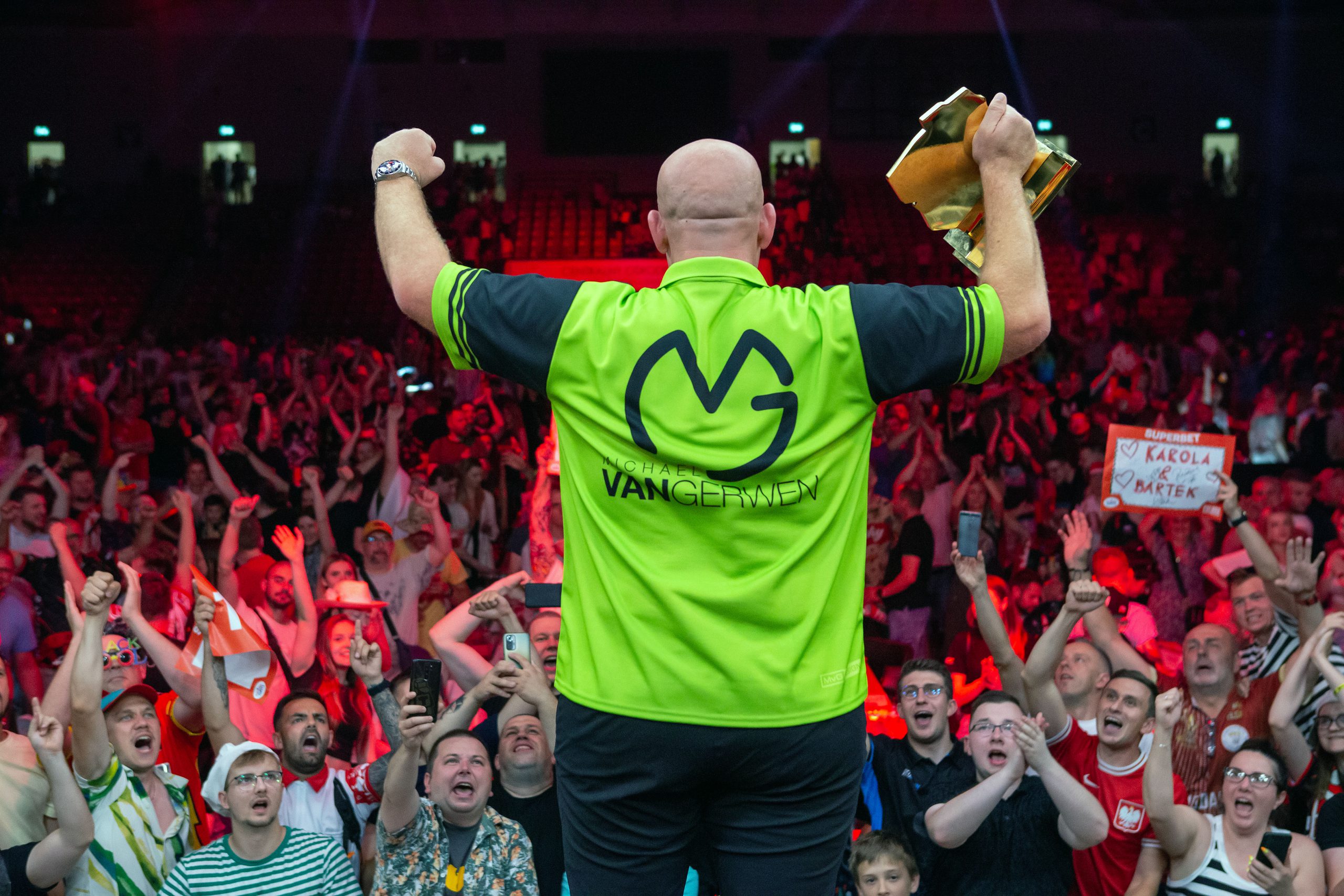 MVG Dominates World Series Warsaw | Darts World Magazine