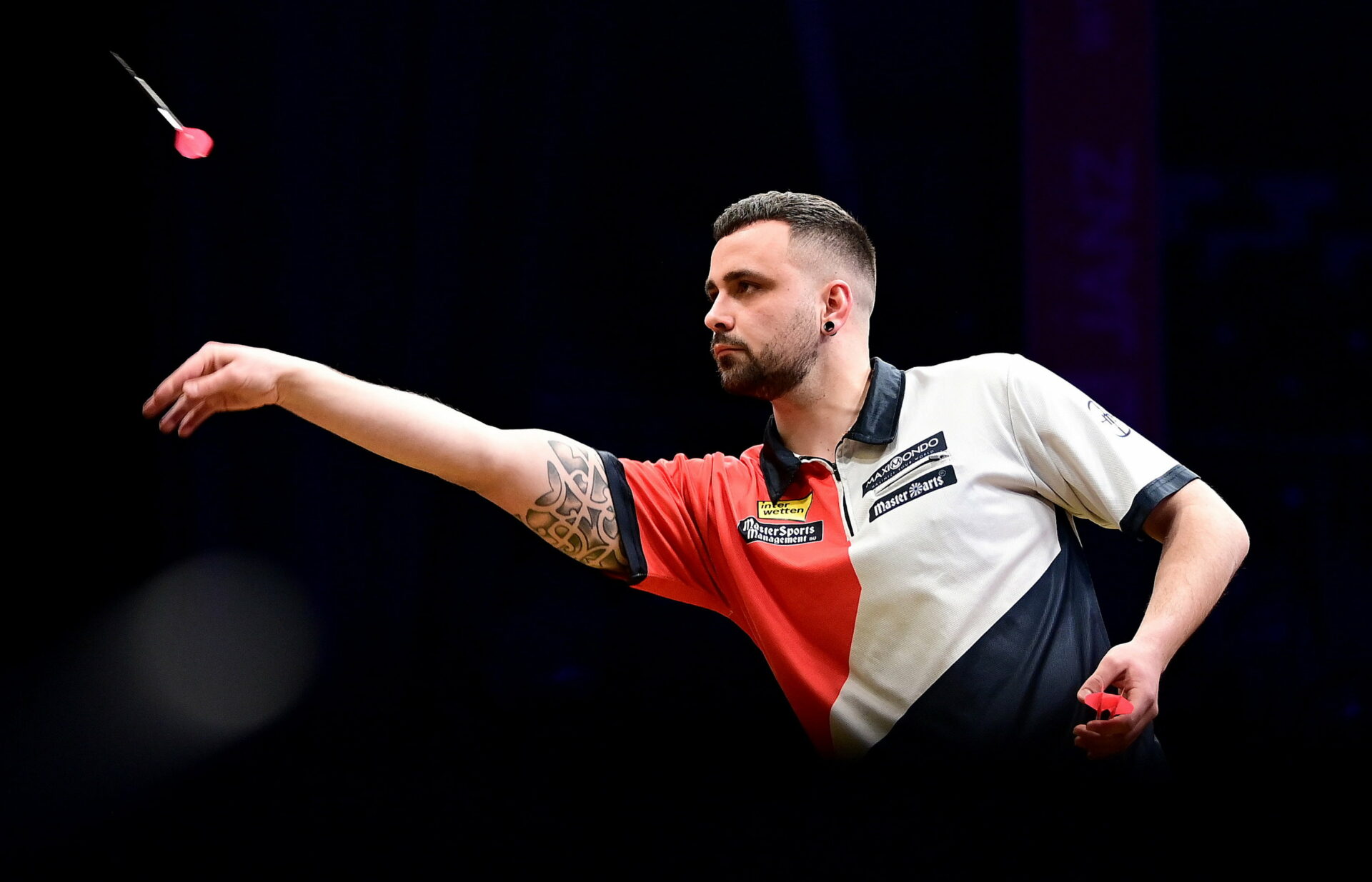Mioch Continues Superb MSS Form | Darts World Magazine