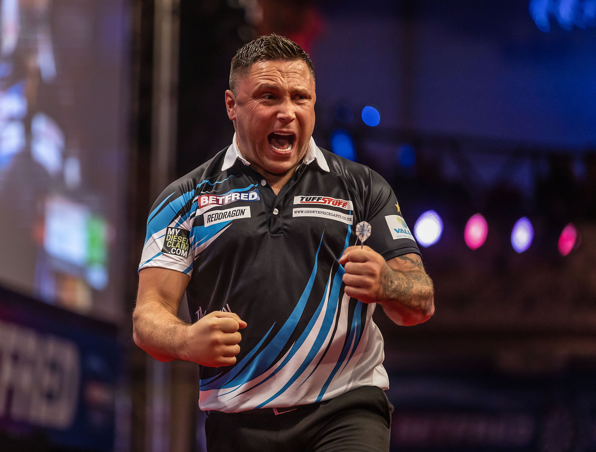 Gezzy Grabs Barnsley Title | Darts World Magazine