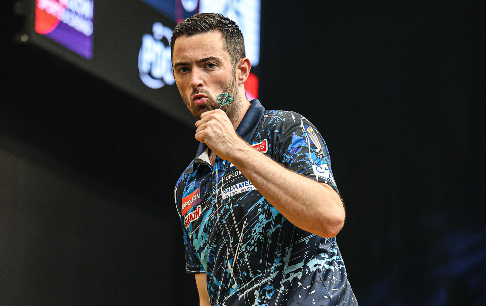 Humphries Stays Cool in Opening Flanders Win | Darts World Magazine