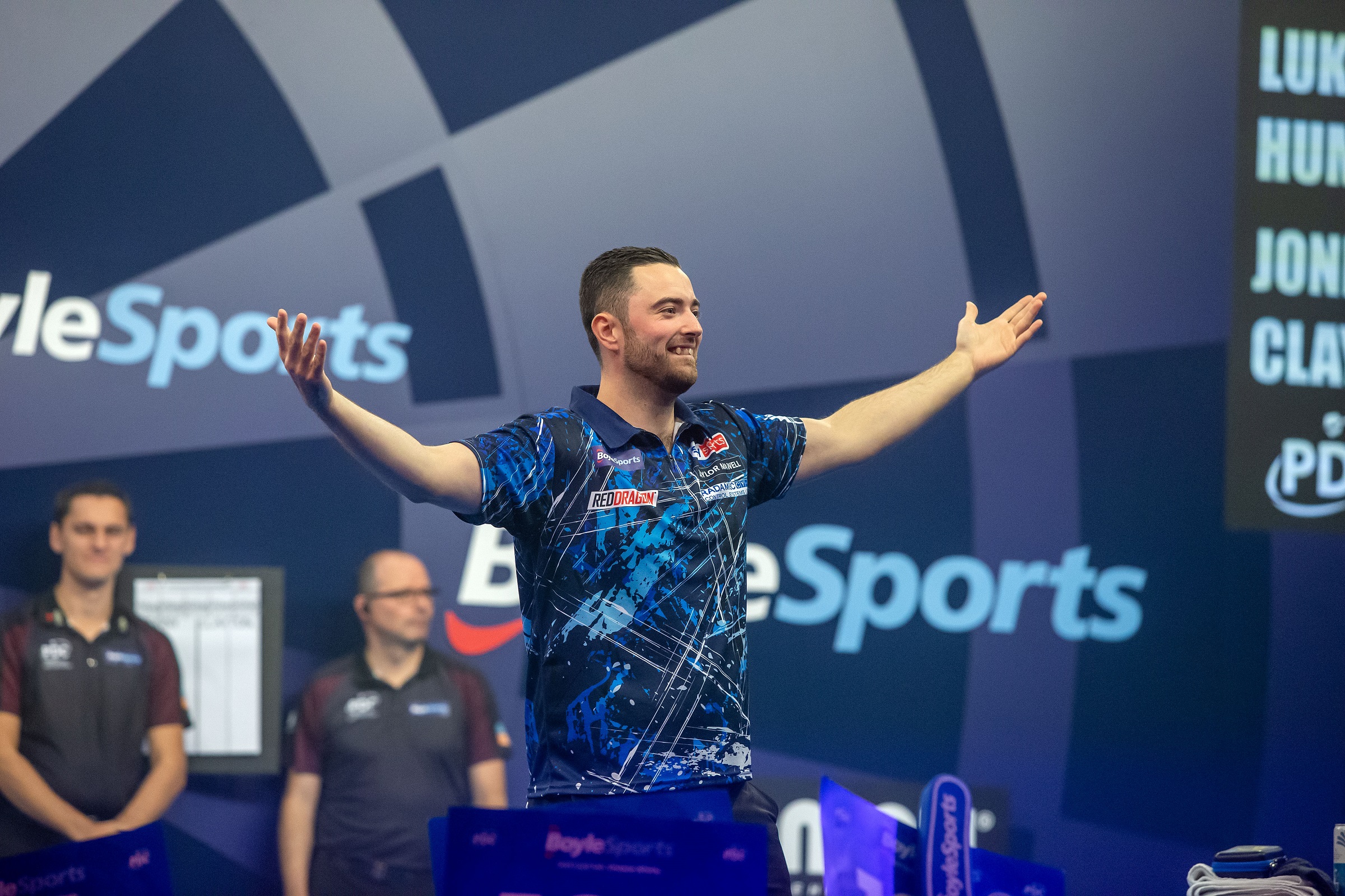 Humphries Defence on Track | Darts World Magazine