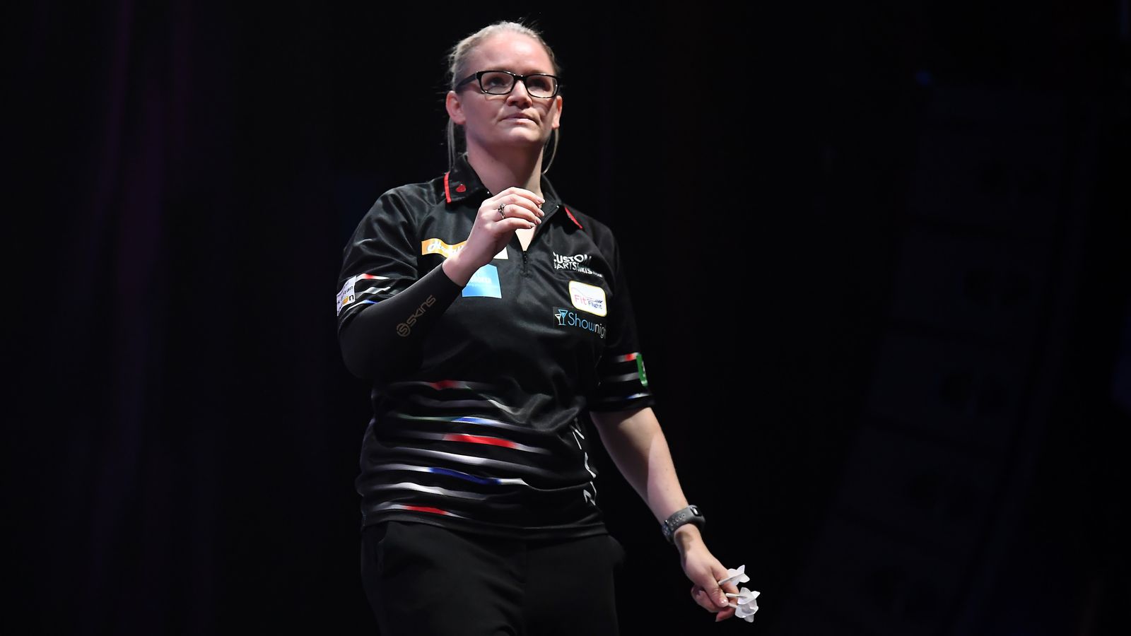 Turner Takes Early Women's Week Lead | Darts World Magazine