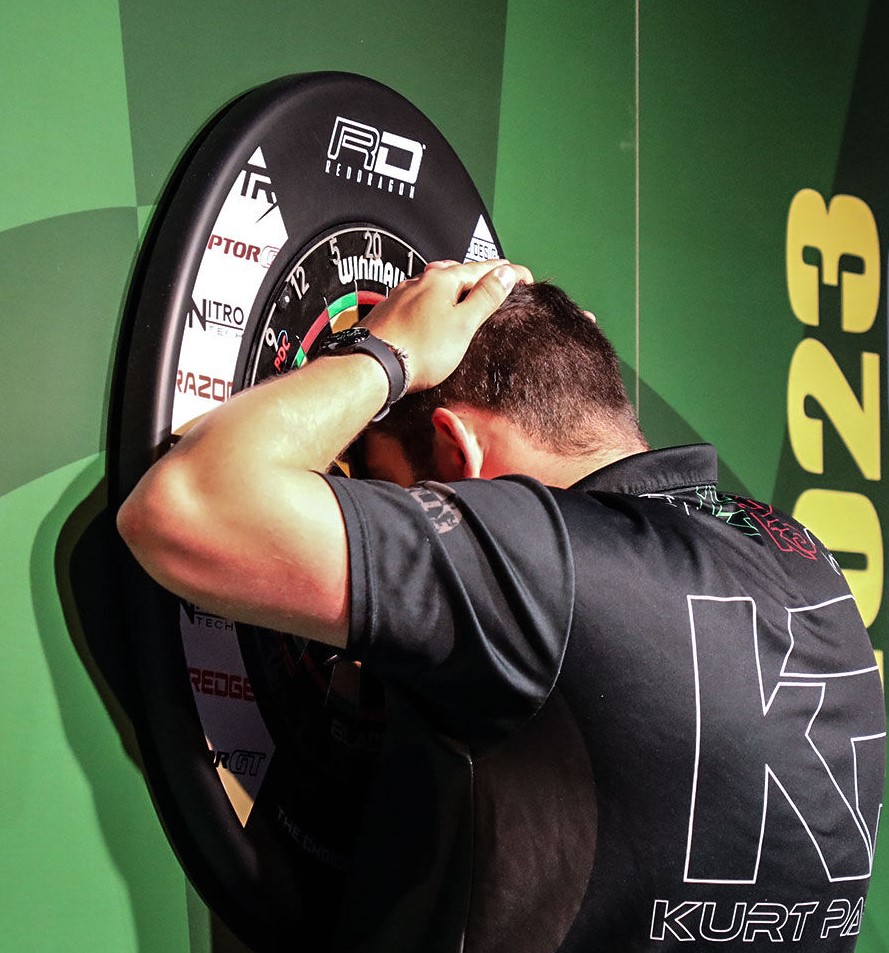 Parry Into MSS Finale | Darts World Magazine