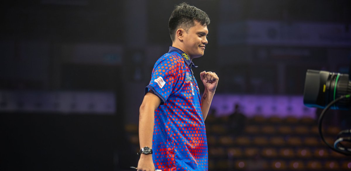 Cool Cat Pounces as Toylo Doubles Up on the Asian Tour | Darts World ...