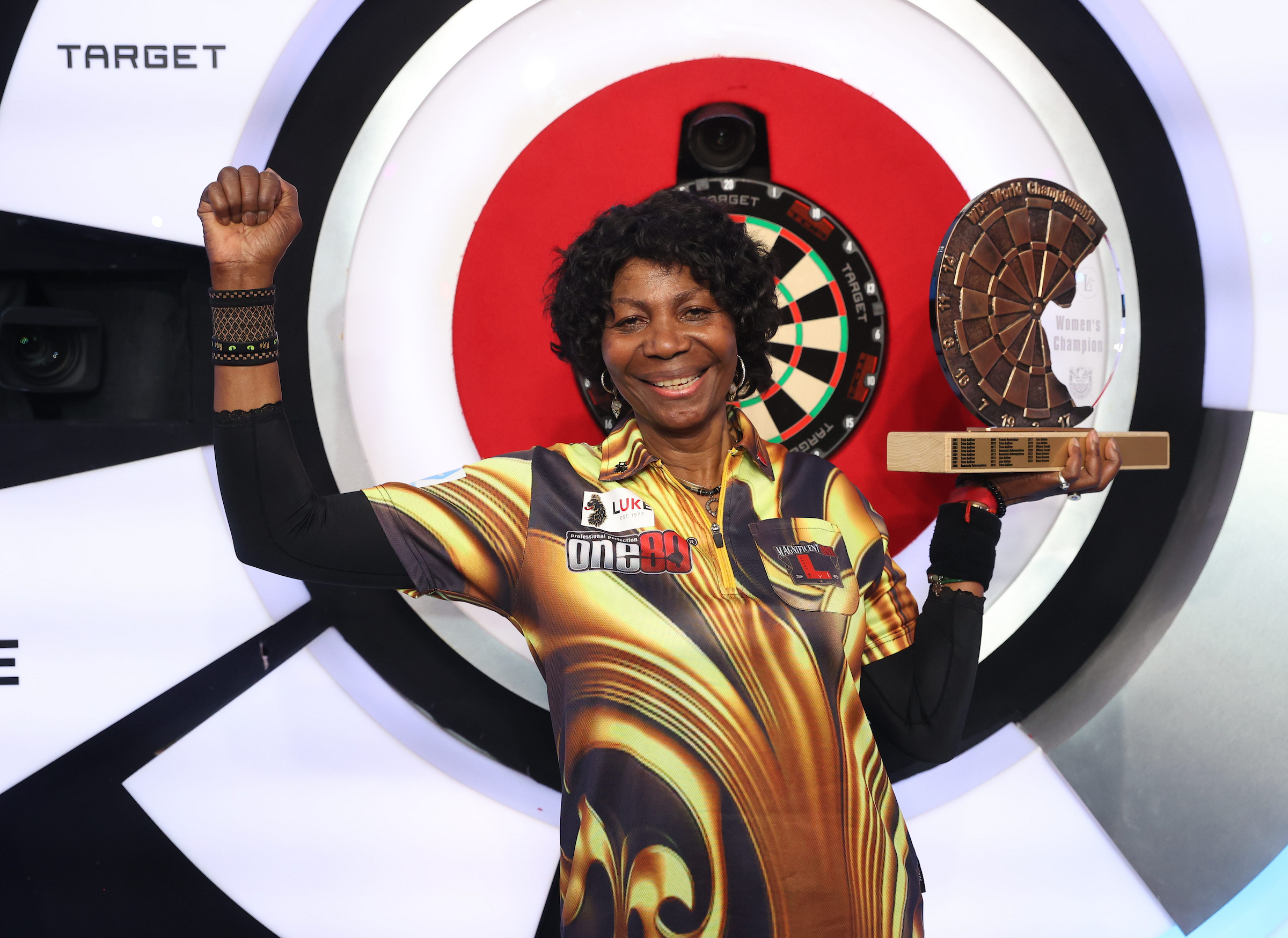 Hedman Lifts Women's World Title | Darts World Magazine